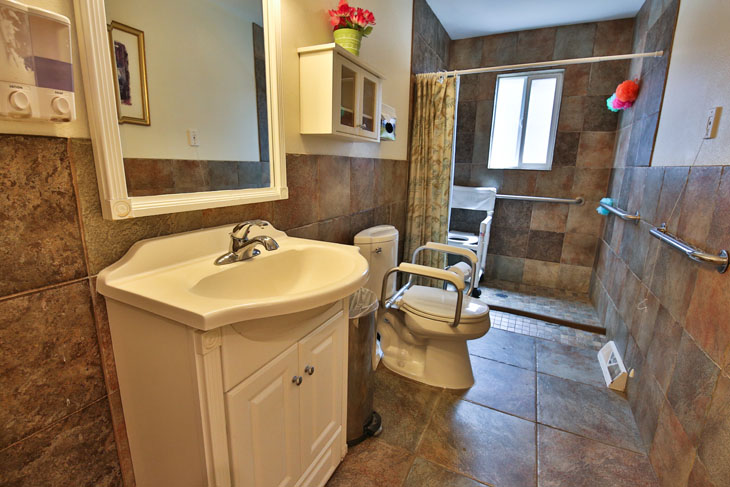 Lighthouse Assisted Living- Irwin House - Centennial, CO