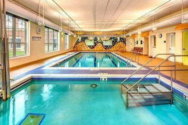 Covenant Living at the Holmstad – Batavia, IL – SeniorHousingNet.com